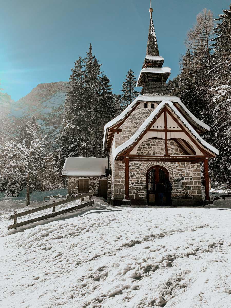 Lago di Braies: cose da fare in inverno in un weekend – Una Matita in ...